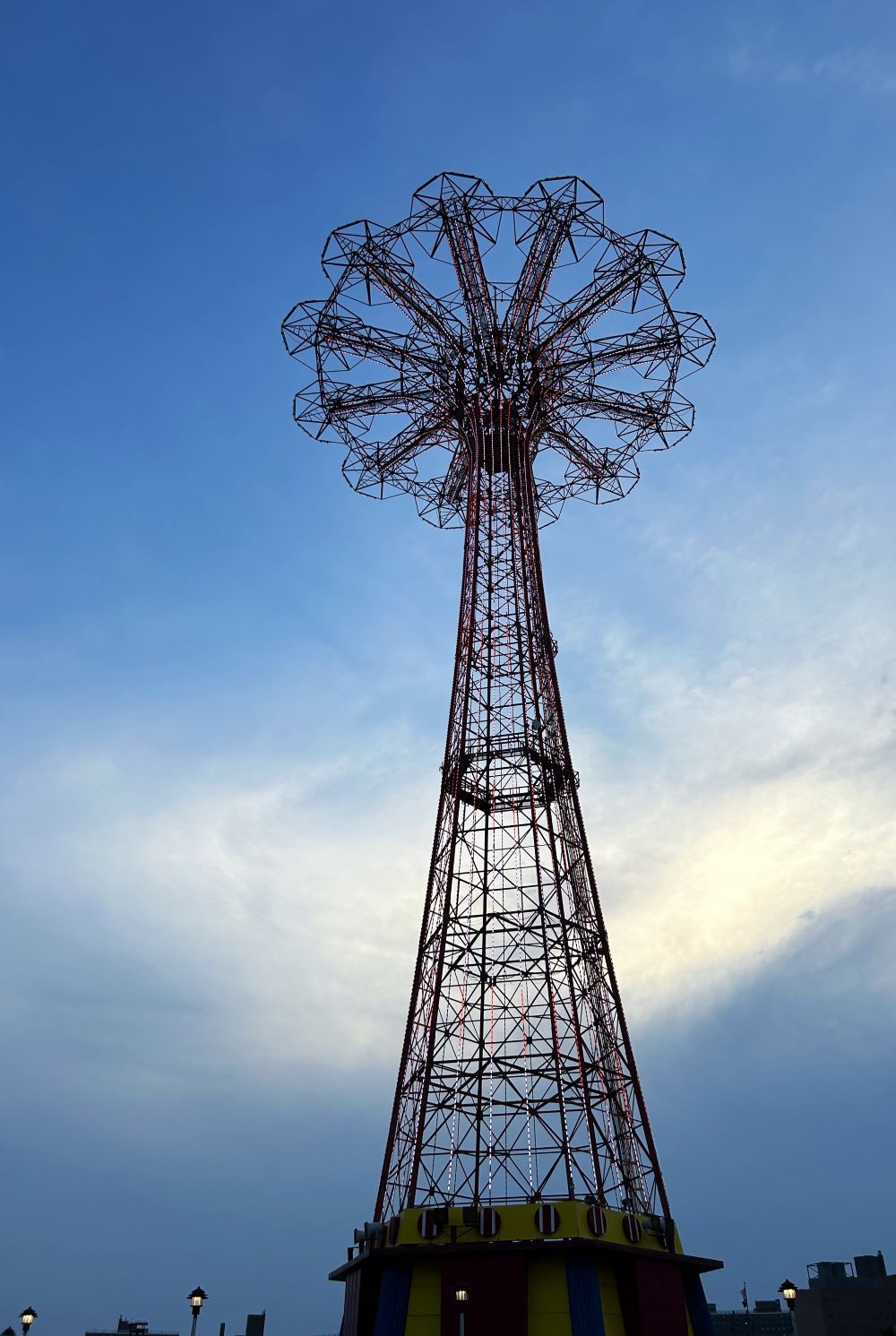 coney-island-parachute-tower-2 - OBLIGATORY TRAVELER - A Travel ...