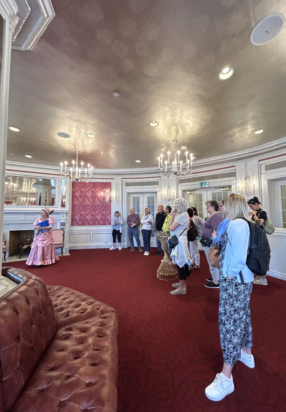 Taking a Guided Tour of The Frontenac Hotel-Quebec City - Obligatory ...